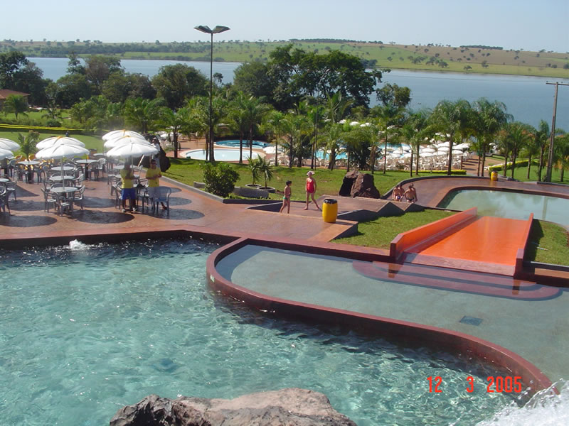Camping Ubatã Thermas Parque - Conceição das Alagoas - MG 994 | MaCamp